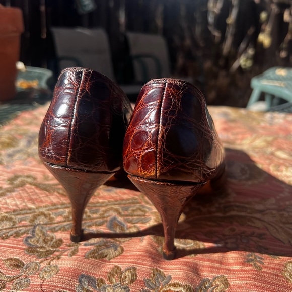 valley shoes | Shoes | 94s 1950s Valley Shoes Crocodile Handcrafted ...